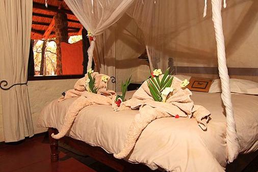 Chengeta Safari Lodge - Selous Accommodation.