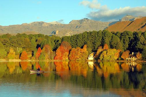 Lake Naverone - Drakensberg Gardens Area Accommodation.