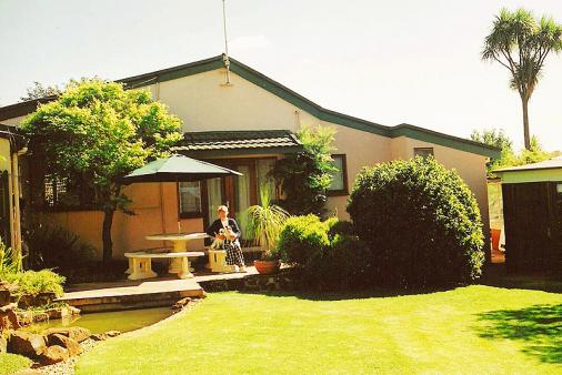 Sunbird Guest House - Howick Accommodation.