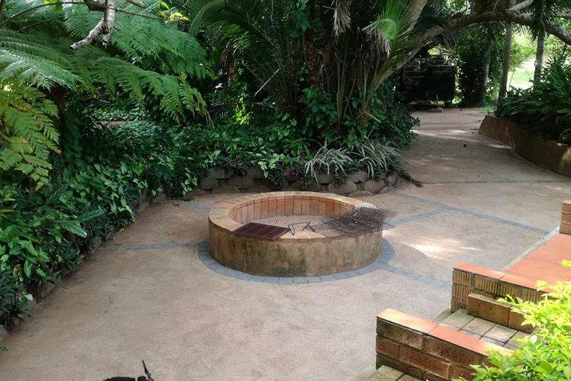 The Laughing Forest Bush Cabins - Elysium Accommodation.