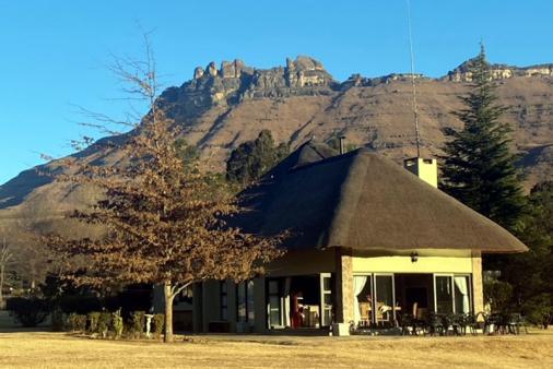 Castleburn 44 - Underberg Accommodation.