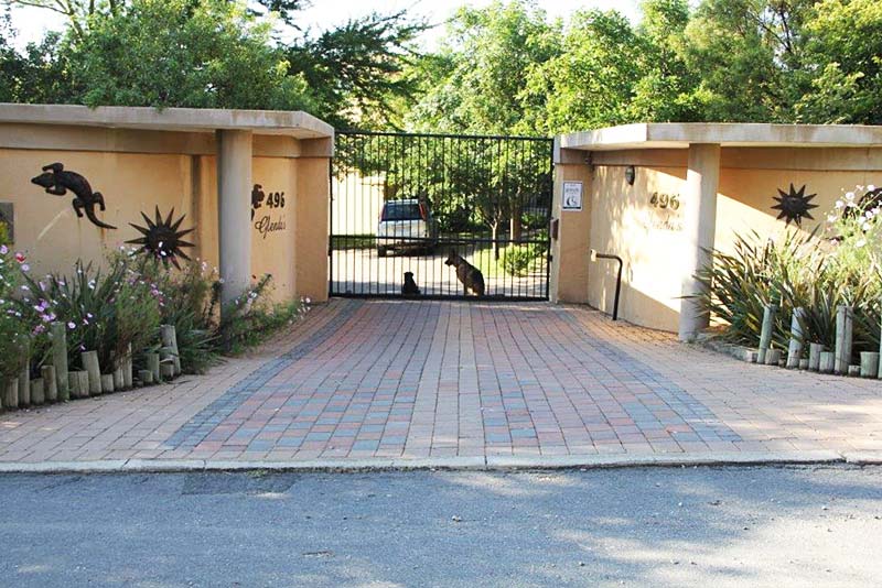 Glenda's Guest Suites - Blue Hills Accommodation.