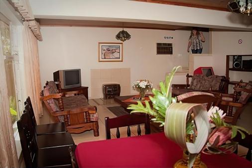Rustenburg Guest House - Rustenburg Accommodation.
