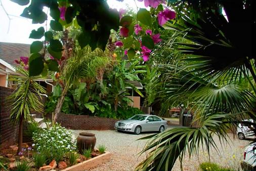 Rustenburg Guest House - Rustenburg Accommodation.