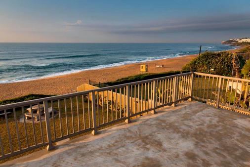 Phumula Beach Cottage - Salt Rock Accommodation.
