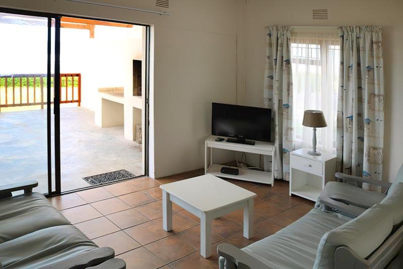 Dwarswegstrandoord - Groot Brak Rivier / Great Brak River Accommodation.