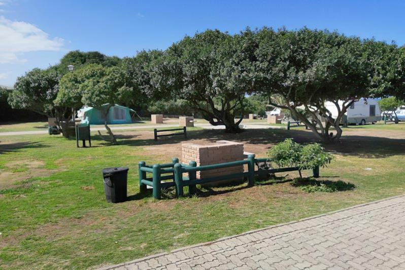 Dwarswegstrandoord - Groot Brak Rivier Akkommodasie.