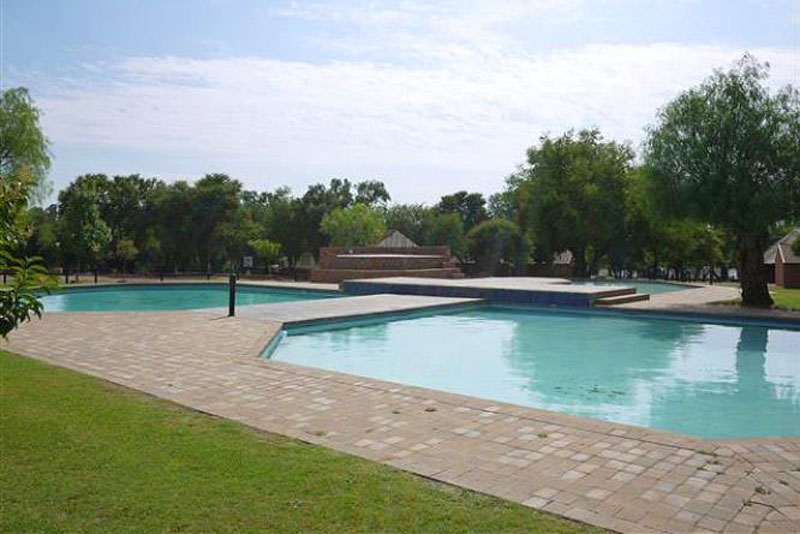 Umfula Resort - Parys Accommodation.