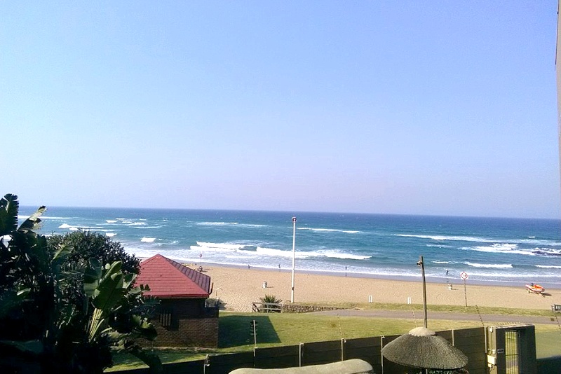 Inyoni Rocks Cabanas - Amanzimtoti Central Accommodation.