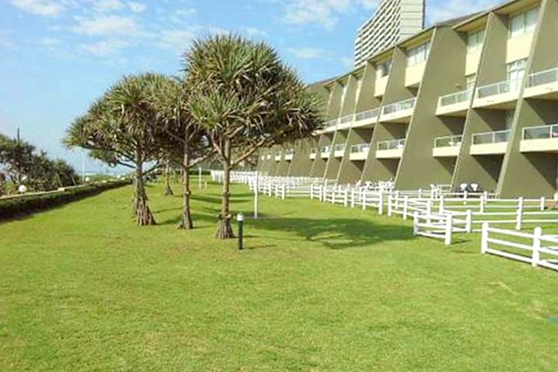 Inyoni Rocks Cabanas - Amanzimtoti Sentraal Akkommodasie.