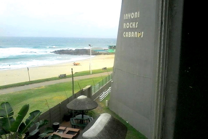 Inyoni Rocks Cabanas - Amanzimtoti Central Accommodation.