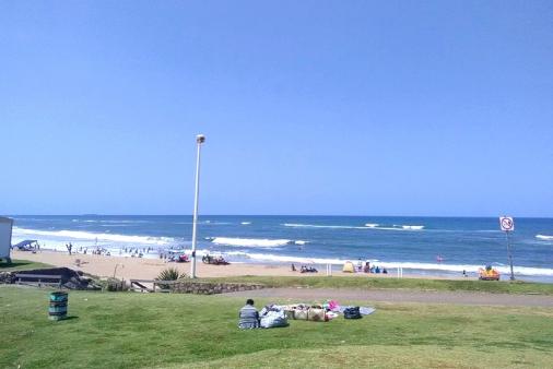 Inyoni Rocks Cabanas - Amanzimtoti Central Accommodation.