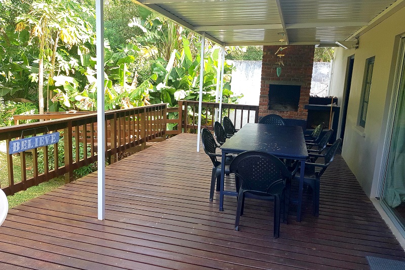 Haga Haga Beach House Charmaine - Haga Haga Accommodation.