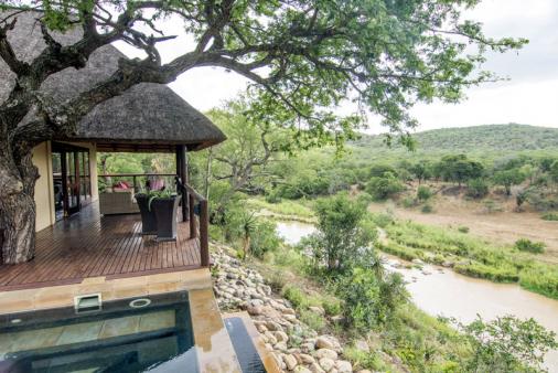 Amakhosi Safari Lodge - Magudu Accommodation.