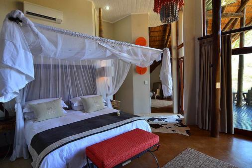Amakhosi Safari Lodge - Magudu Accommodation.