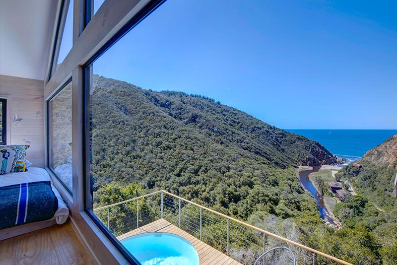 Earth Wind and Ocean 8 - Ballots Bay, George Accommodation.