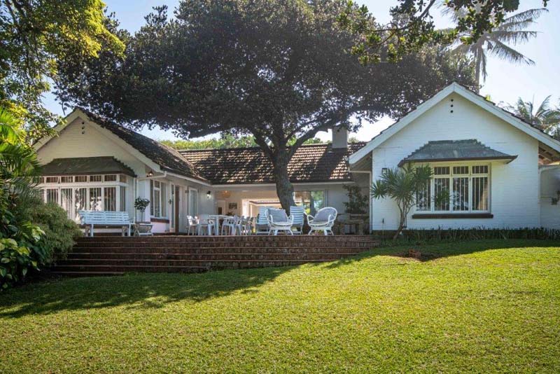 Umdloti Cottage - Umdloti Beach Accommodation.