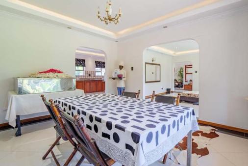 Umhlanga Homeford Drive - Umhlanga Rocks Accommodation.