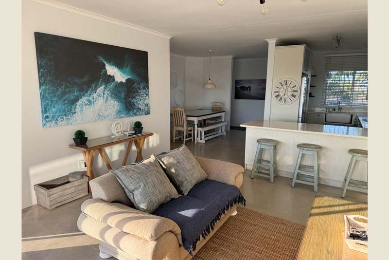 Barrington Luxury Penthouse - Ballito Central Accommodation.