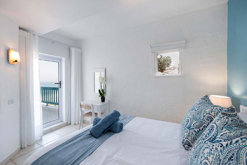 Paradise @ 9 Perissa, Santorini - Ballito Central Accommodation.