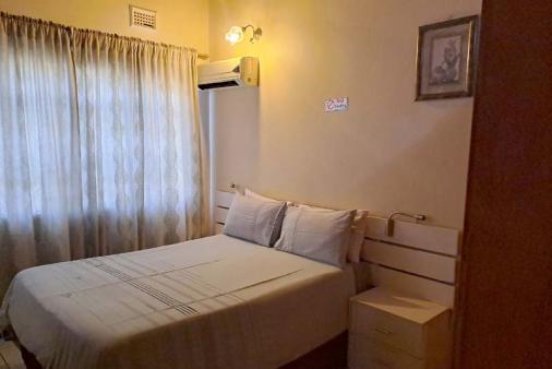 Iqhayiya Guest House - Durban South Accommodation.