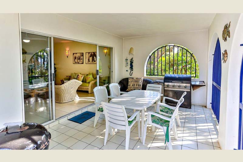 8 Pyrgos Santorini - Chakas Rock / Shakas Rock Accommodation.